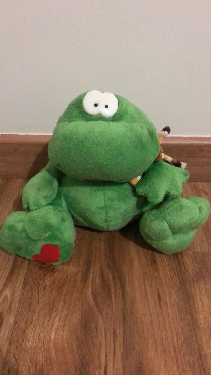 Bicho de Pelúcia Sapinho | Pelúcia Usado 86241221 | enjoei