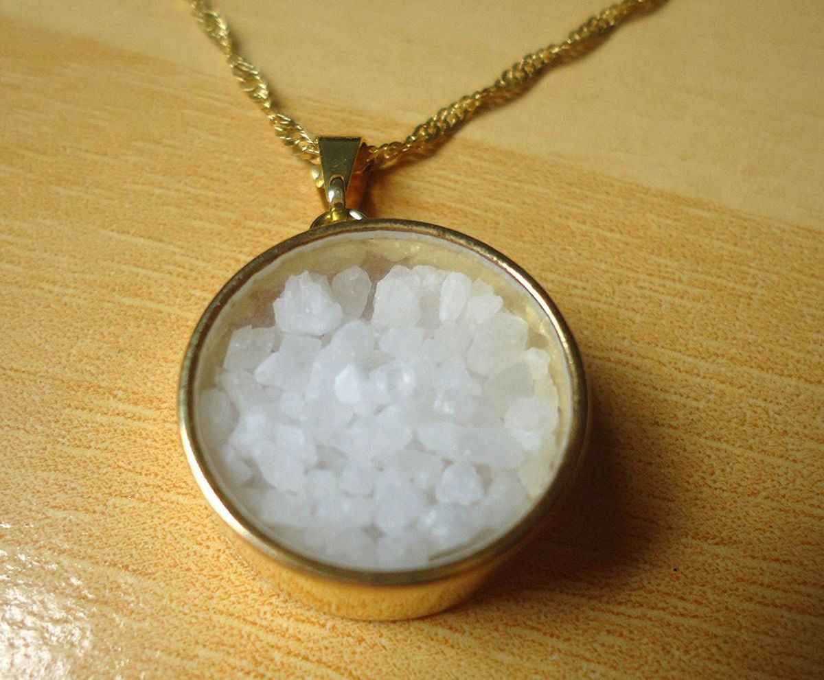 Bijoux Sal Grosso, Xô Mau Olhado | Bijuteria Feminina Nunca Usado ...