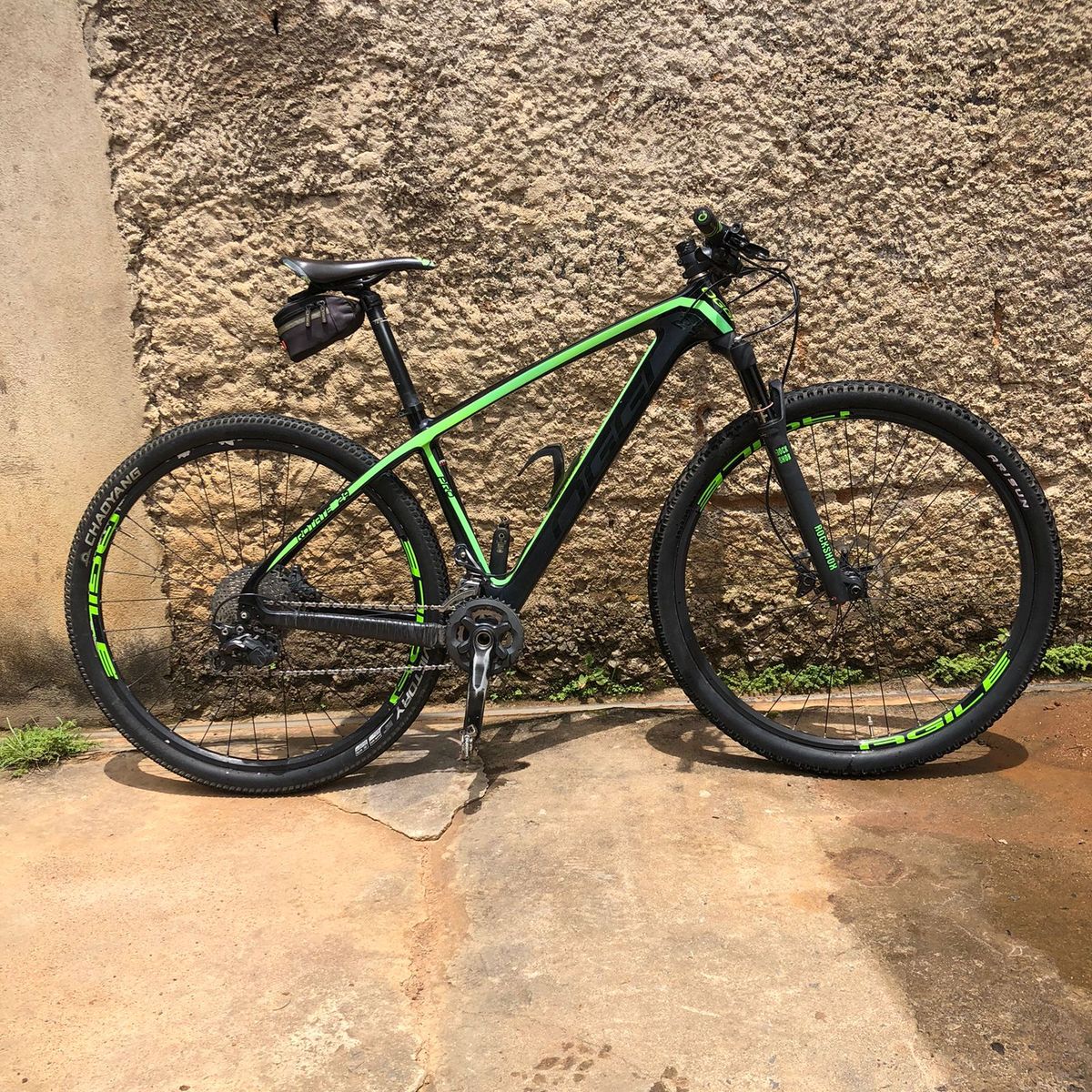 Bike Oggi Agile Carbon Aro 29 Quadro 17 | Item p/ Esporte e Outdoor Oggi Usado 79458348 | enjoei