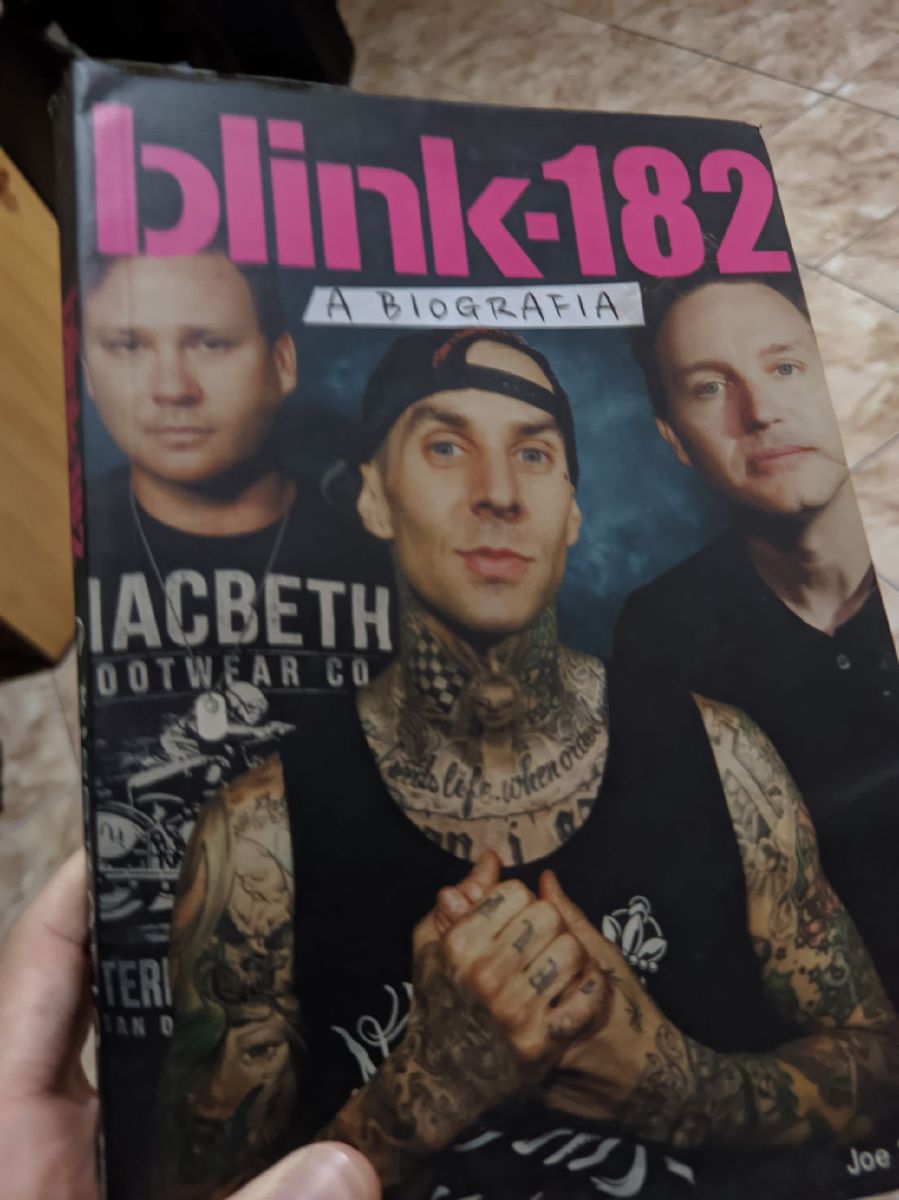 Biografia Blink-182 | Livro Usado 75282822 | enjoei