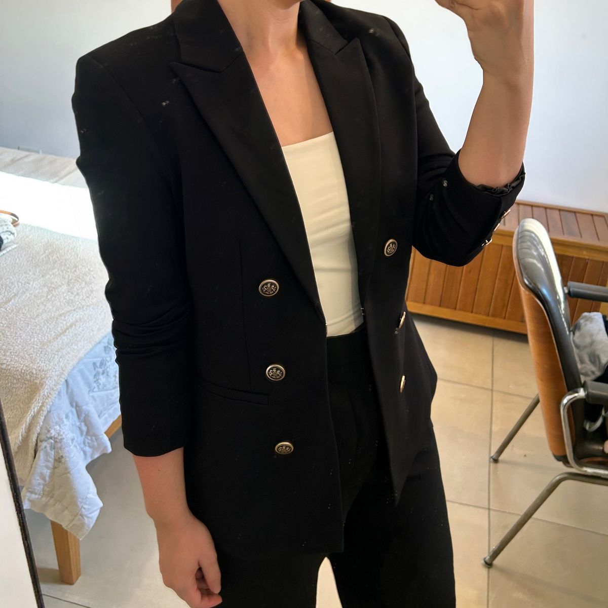 Blazer Acinturado Ponto Roma Alfaiatado com Botões Brasão, Renner, Zara ...