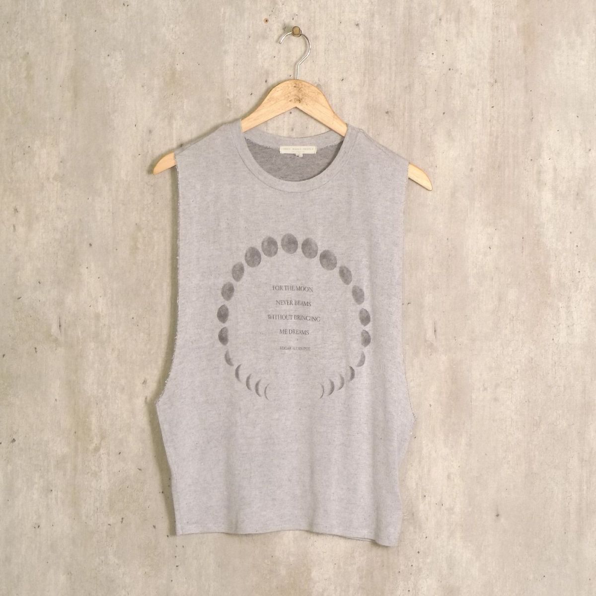 Blusa Cinza Fases da Lua | Blusa Feminina Truly Madly Deeply Usado 46394726 | enjoei