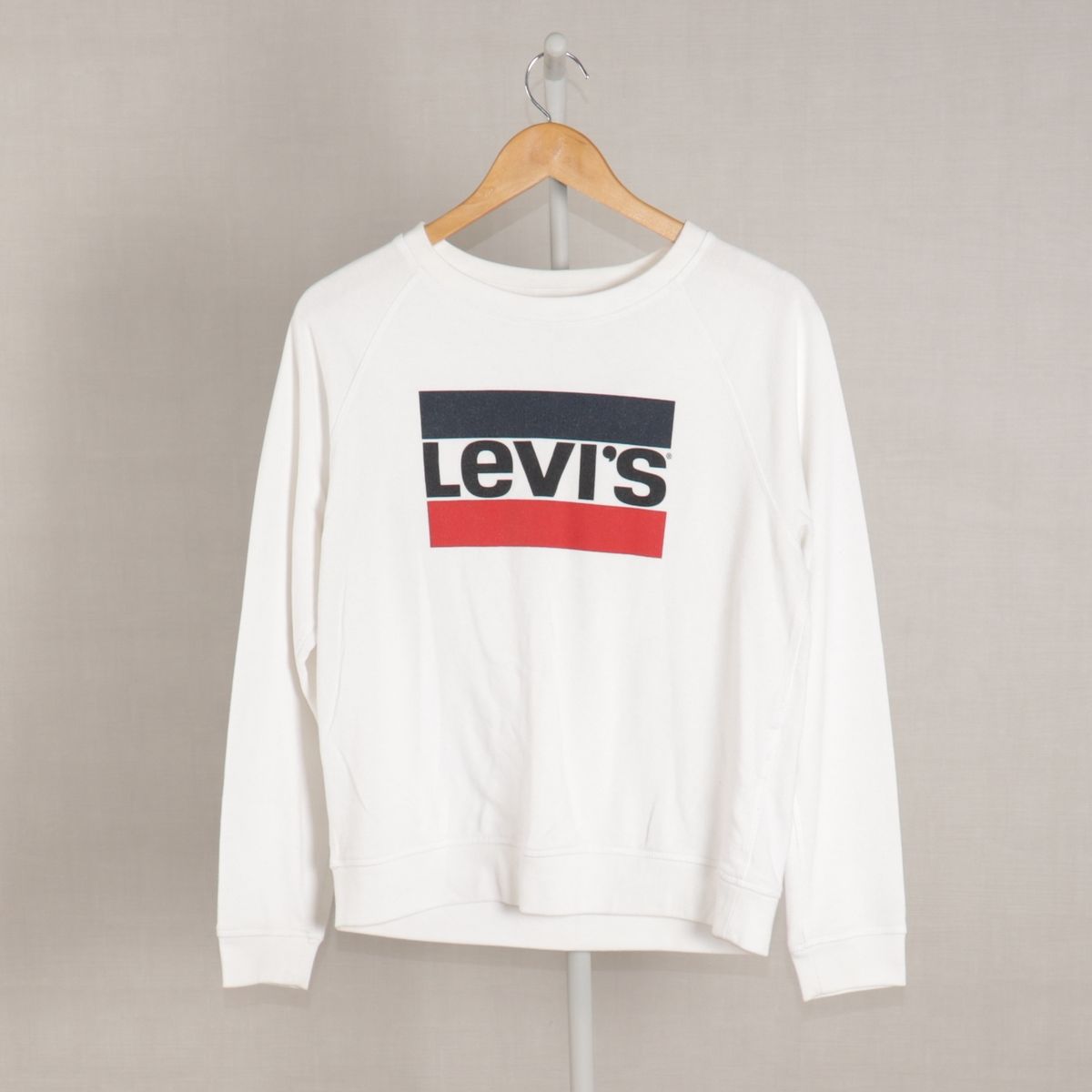 Blusa Off White Lettering Levis | Casaco Feminino Levis Usado 87222154 ...