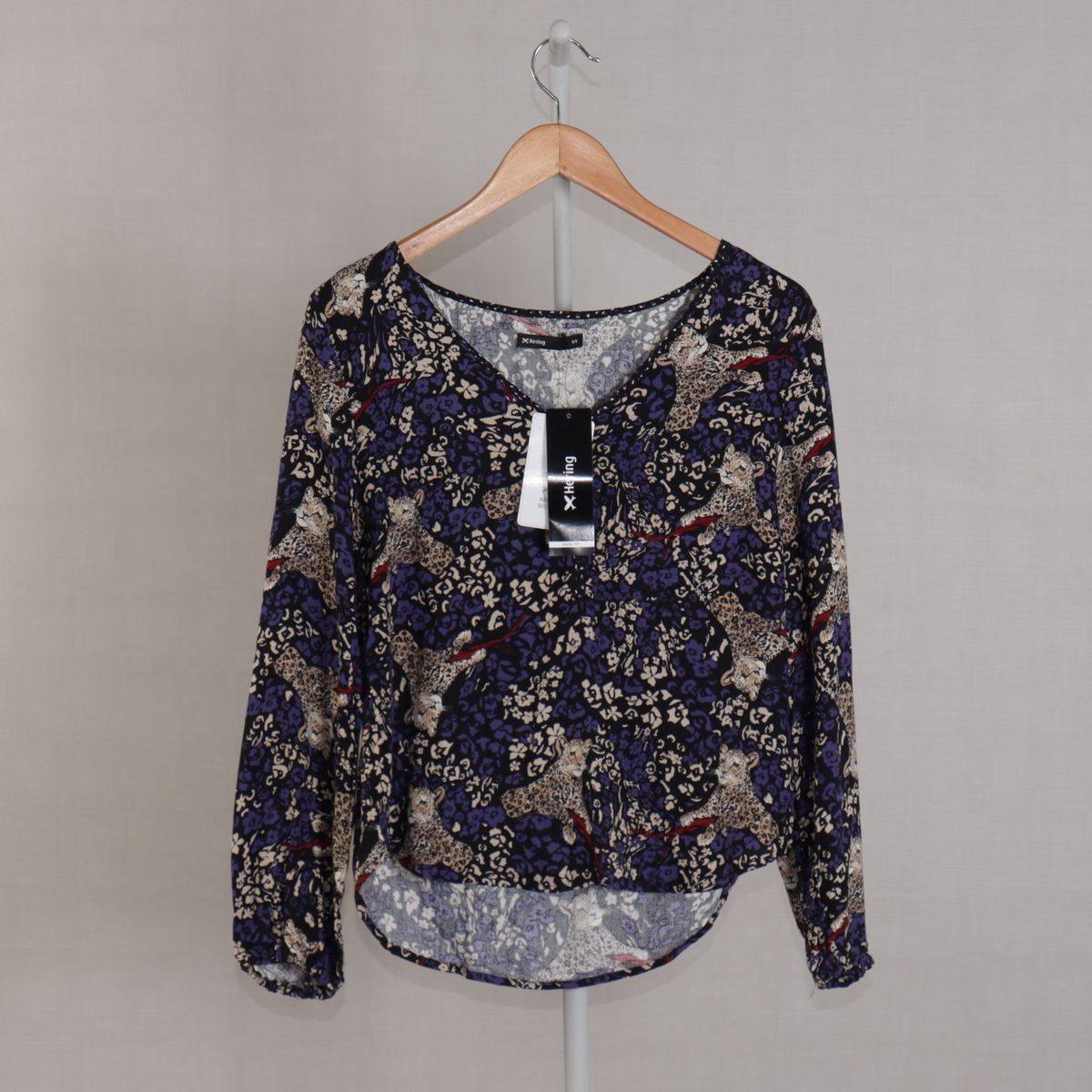 Blusa Preta e Roxa Onça Hering | Blusa Feminina Hering Nunca Usado ...