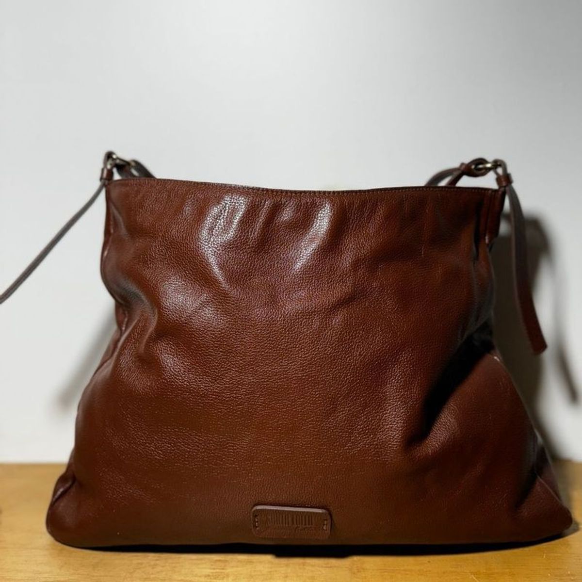 Bolsa Bucket Grande Couro Legitimo Estilo Arezzo | Clutch Feminina ...