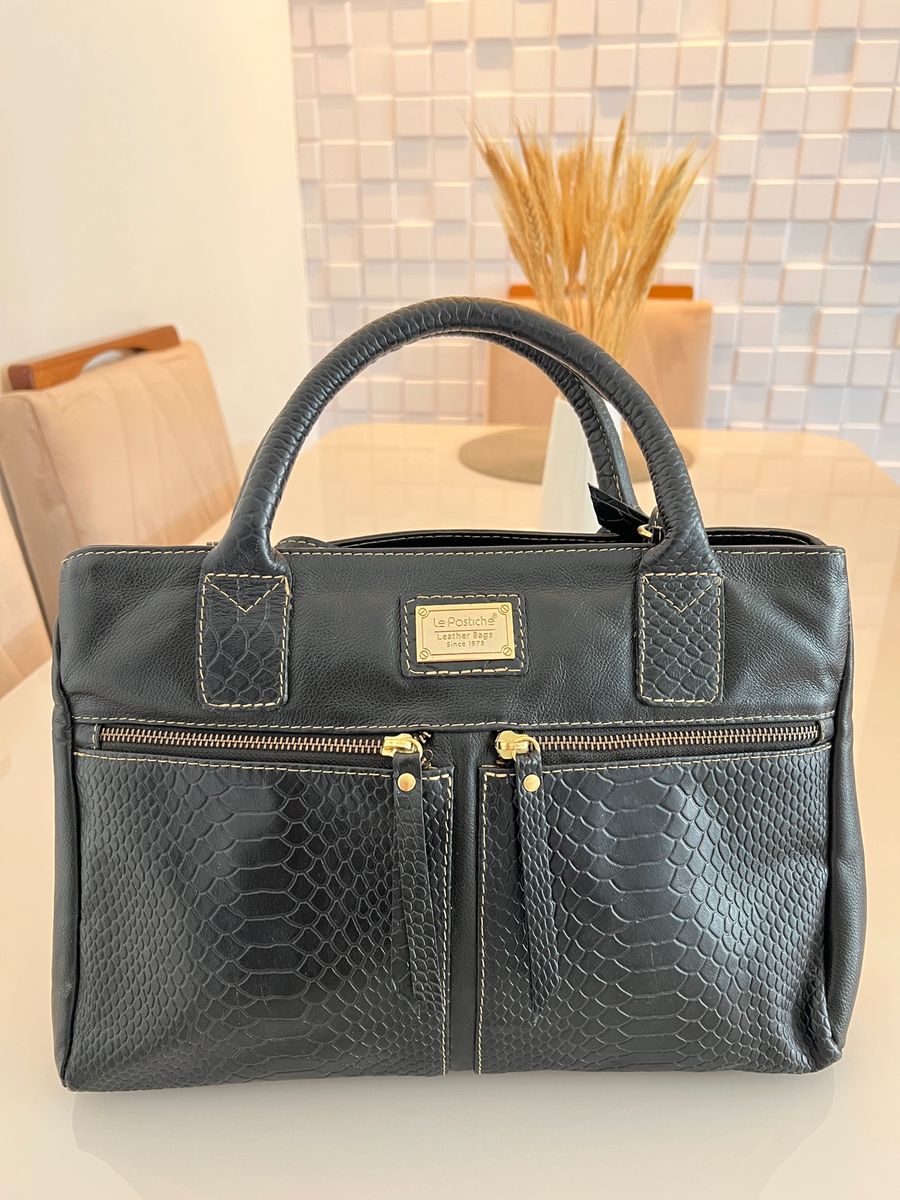 Bolsa Couro Le Postiche Preta | Bolsa de mão Feminina Le Postiche Usado ...