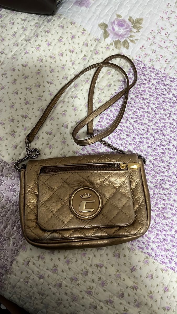 Bolsa Dourada Carmim | Bolsa de Ombro Feminina Carmim Usado 84753446 ...