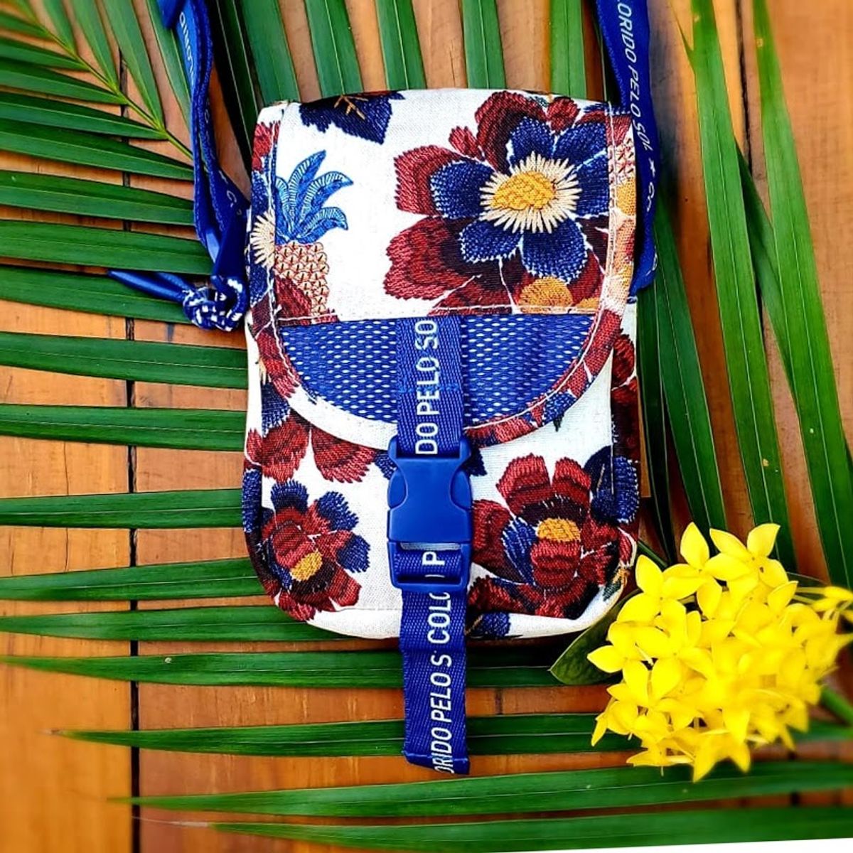 Bolsa Farm Transversal Fervo Canto Das Águas | Bolsa de Ombro Feminina ...