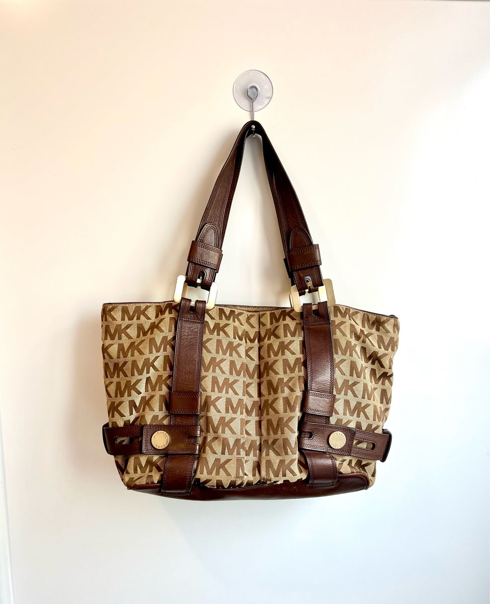 Bolsa Original Michael Kors Signature | Bolsa de Ombro Feminina Michael Kors Usado 74800103 | enjoei