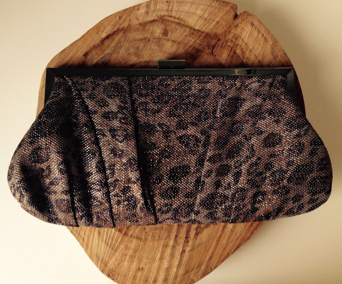 Bolsinha de Festa Le Lis Blanc | Clutch Feminina Le Lis Blanc Usado ...