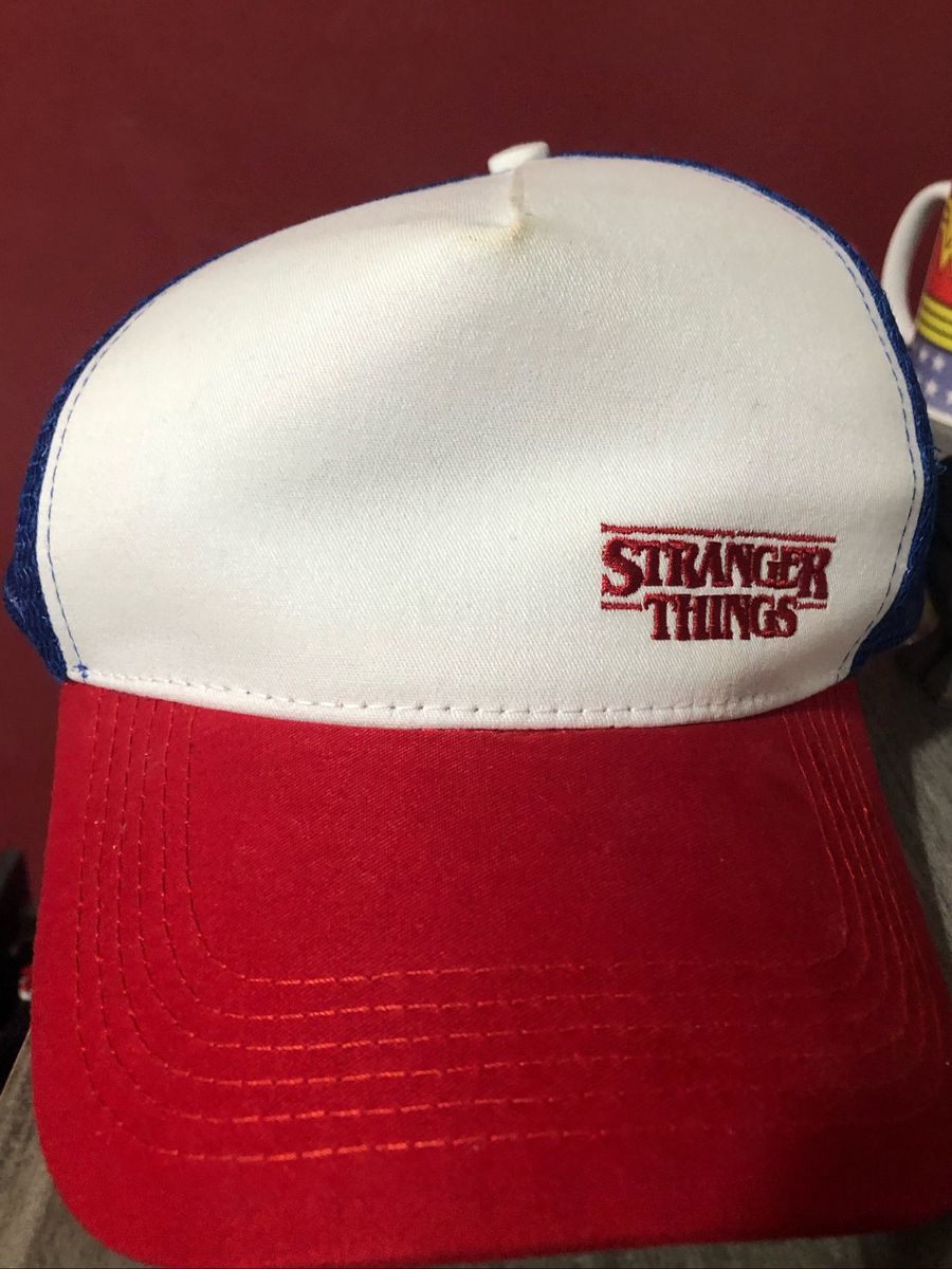 Boné Dustin Stranger Things 47719807 | enjoei