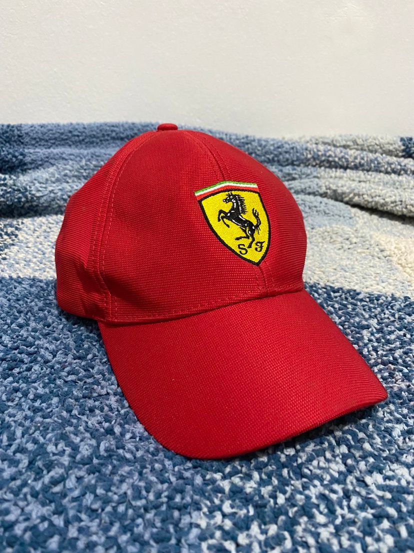 Boné Ferrari Produto Oficial 85743797 | enjoei