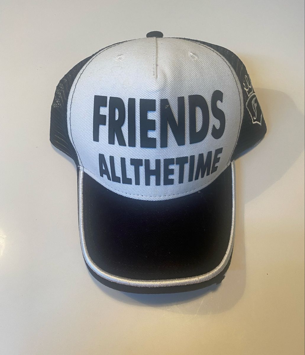 Boné - Friends 79061889 | enjoei