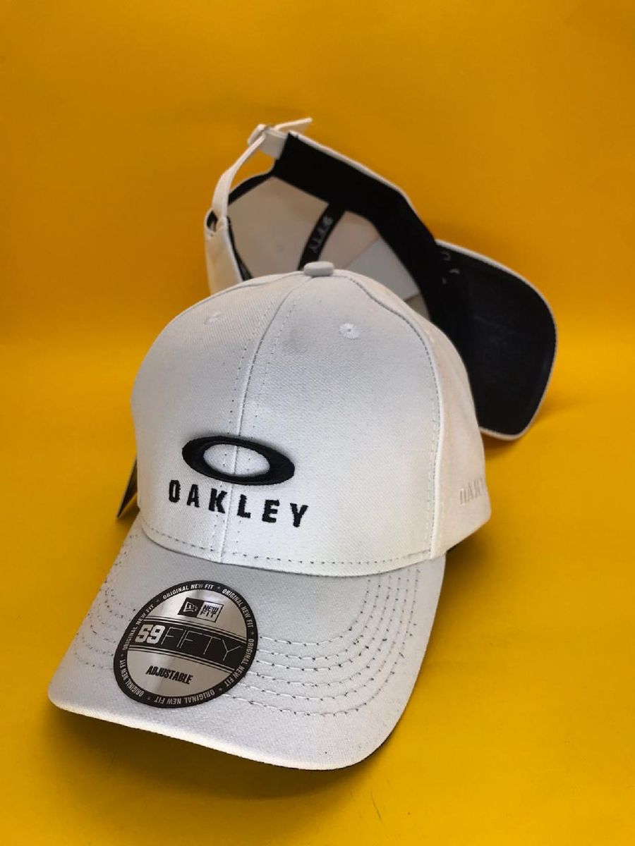 Boné Oakley 47404606 | enjoei
