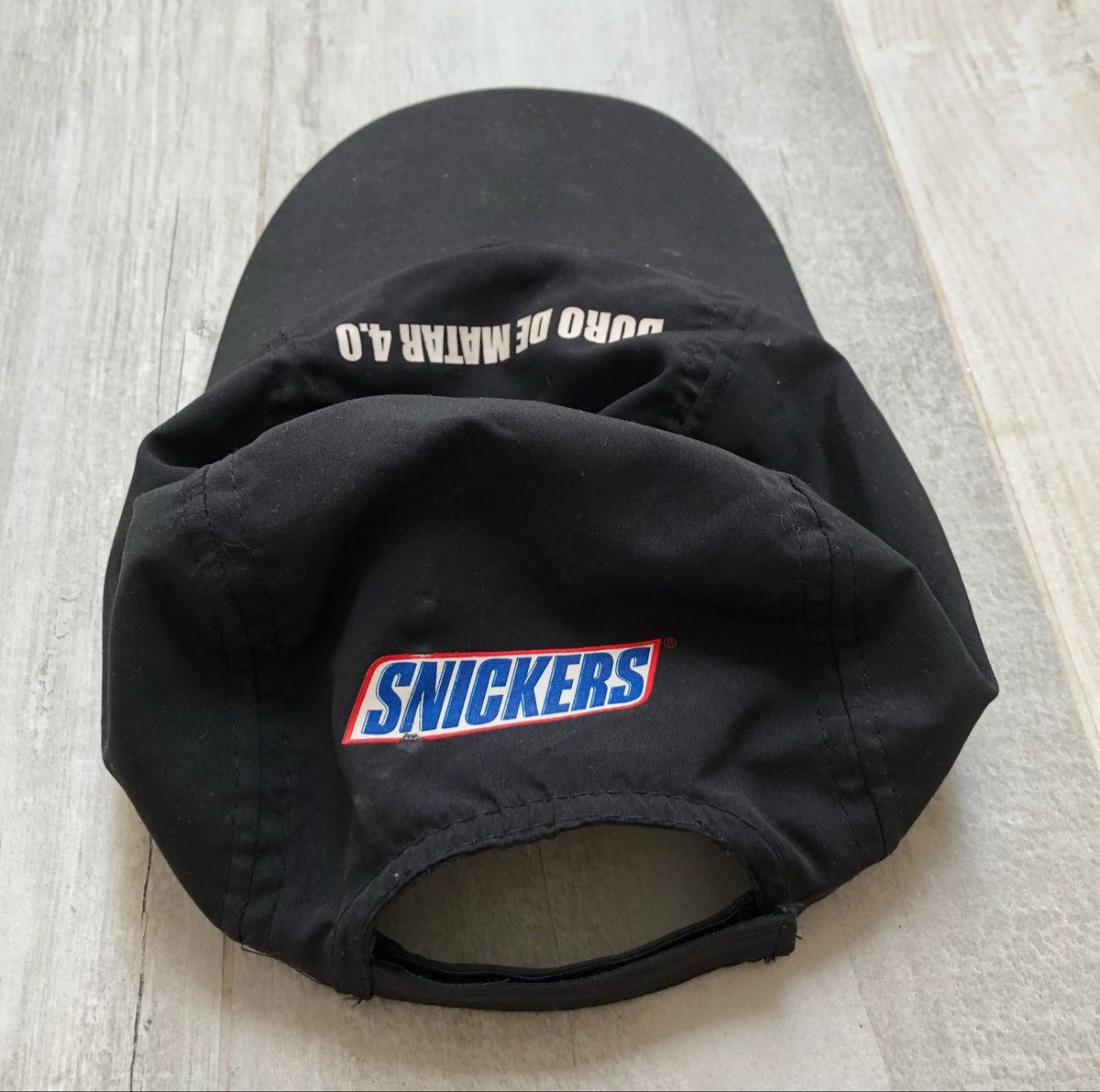 Boné Snickers 50862166 | enjoei