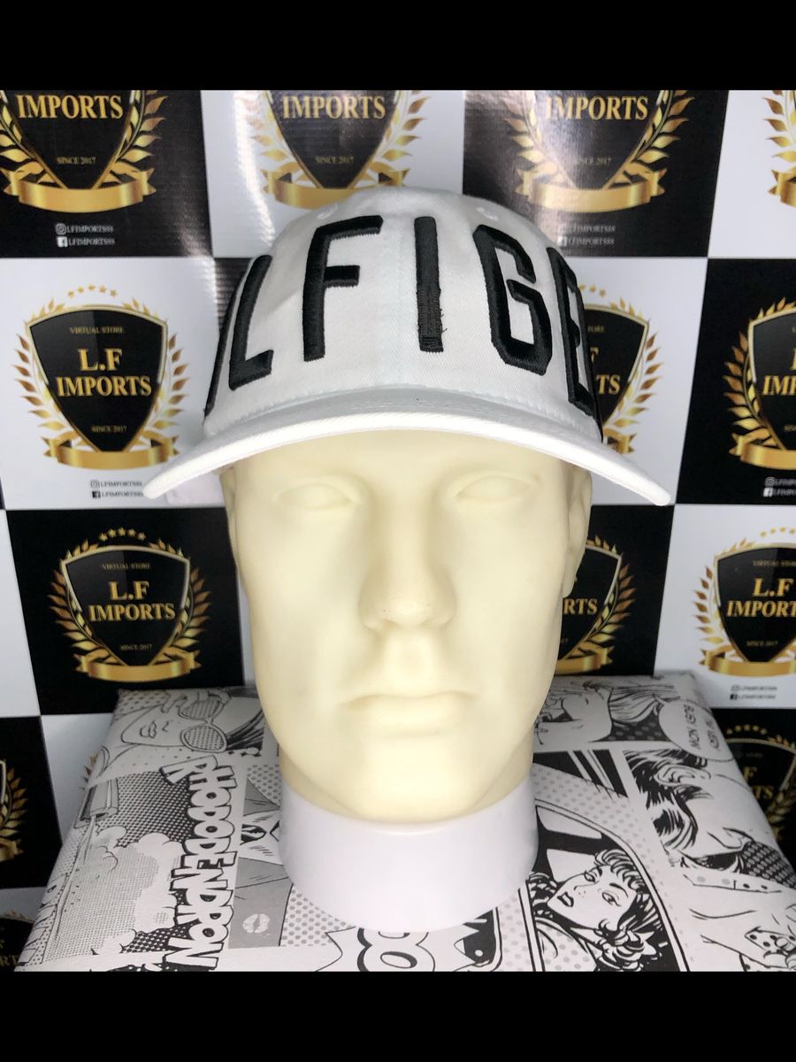 Boné Tommy Hilfiger Letreiro 42337367 | enjoei