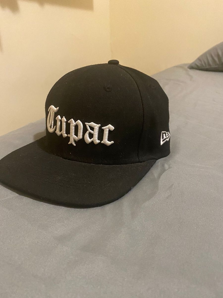 Boné Tupac New Era 94758185 | enjoei