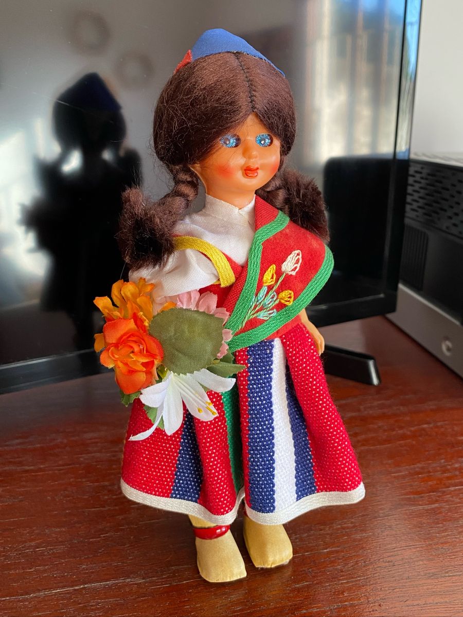 Boneca Antiga de Portugal | Móvel de Antiquário Nunca Usado 73119060 ...