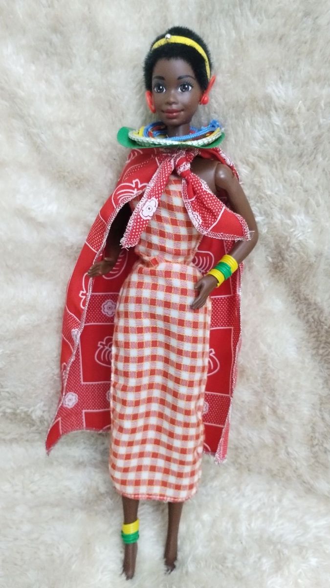 Boneca Barbie Negra Africana World Collection | Brinquedo Barbie Usado ...