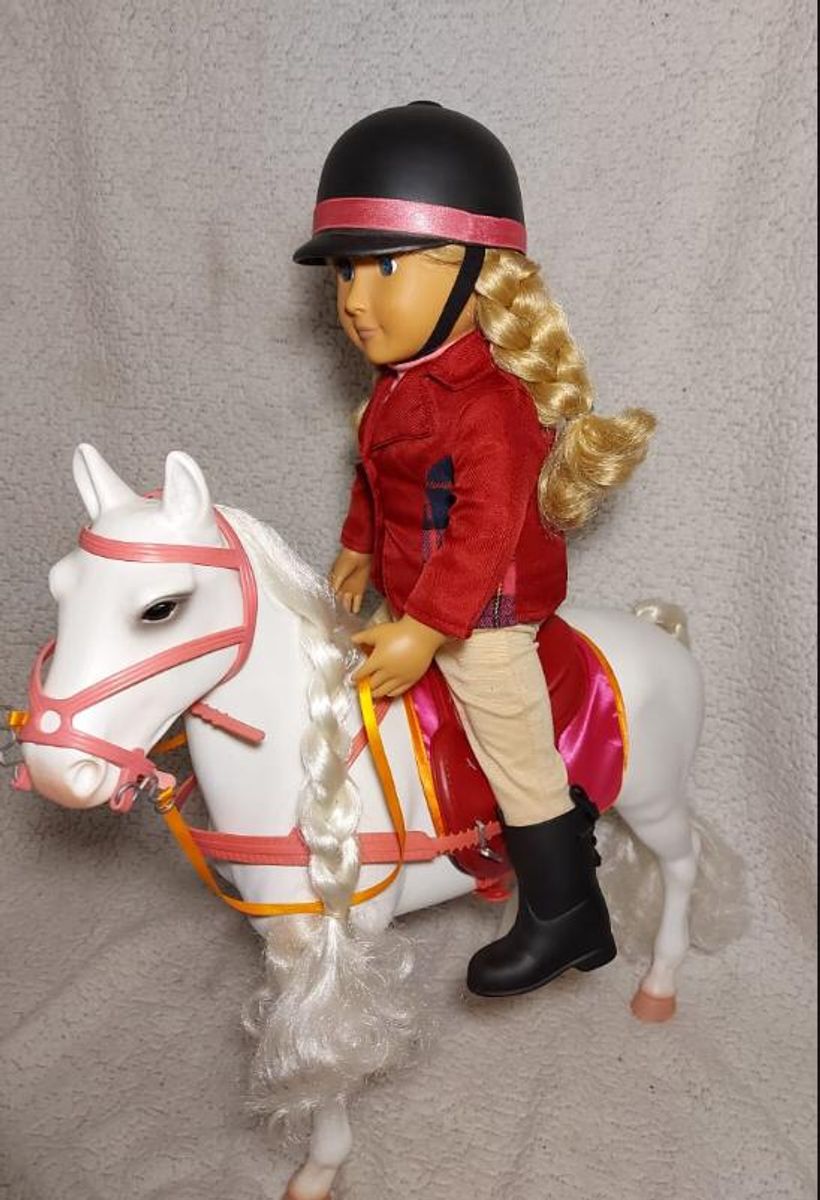 Boneca + Cavalo Our Generation + 4 Conjuntos de Roupas Original ...