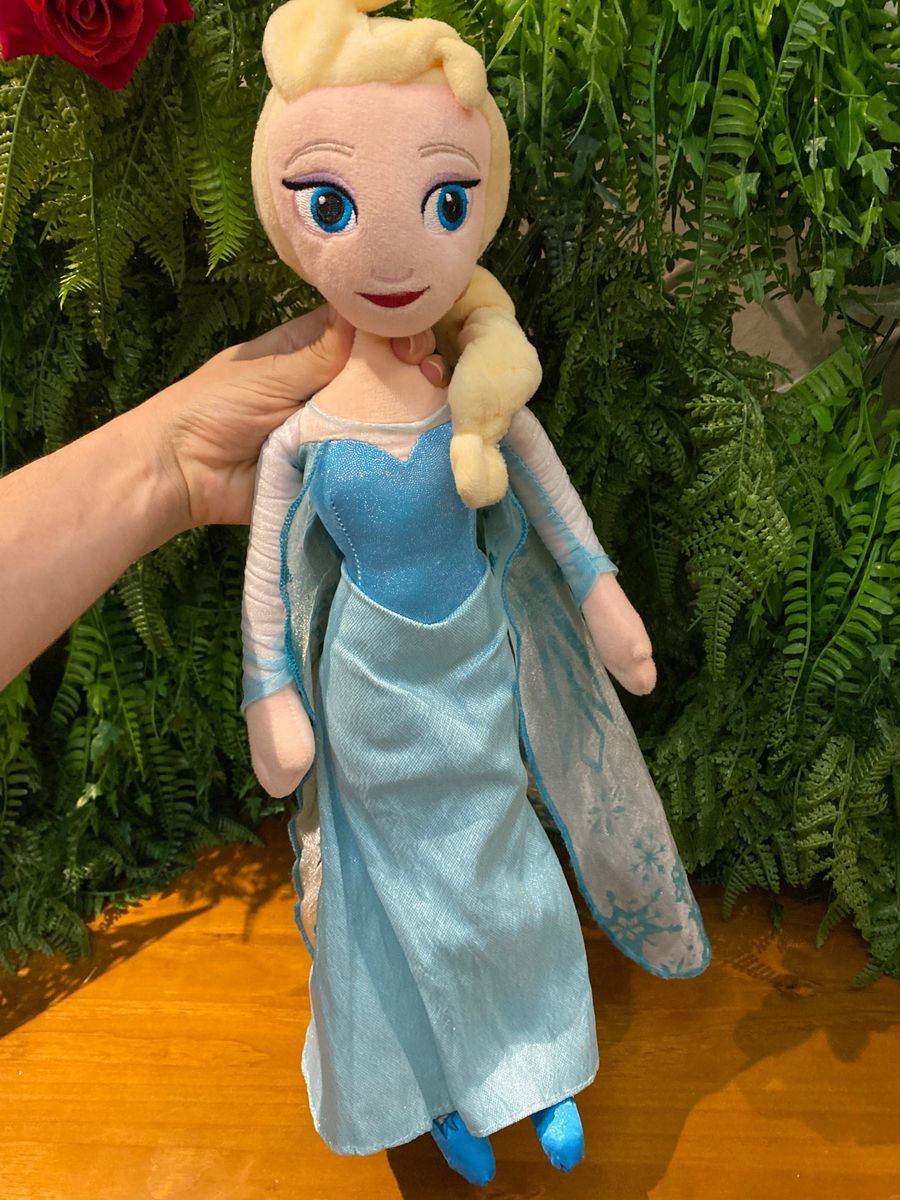 Boneca Elsa Frozen | Pelúcia Disney Usado 96455369 | enjoei