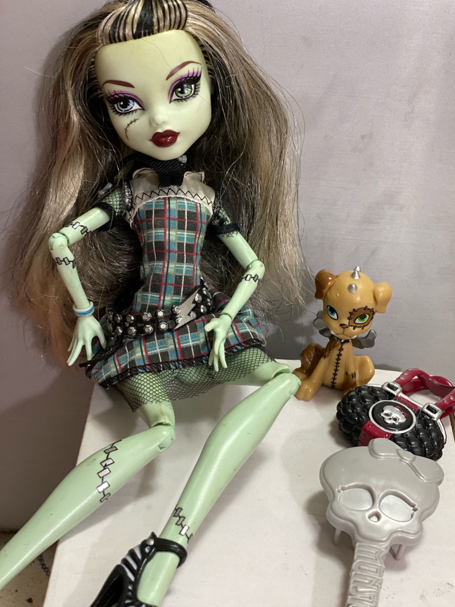 Boneca Frankie Stein Monster High Clássica Primeira Geração | Brinquedo ...