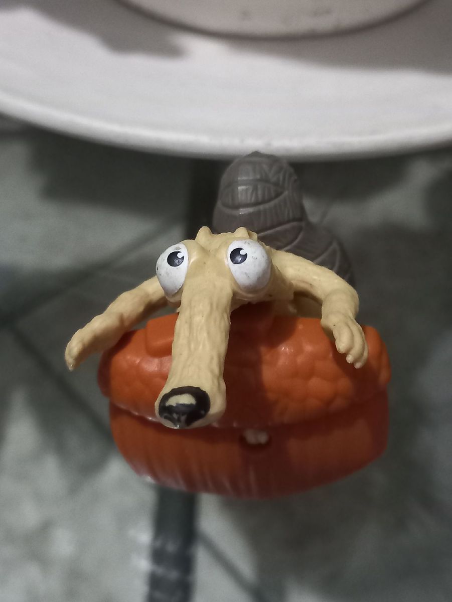 Boneco Era Do Gelo Esquilo Scrat Com Noz Brinquedo Mcdonalds Usado