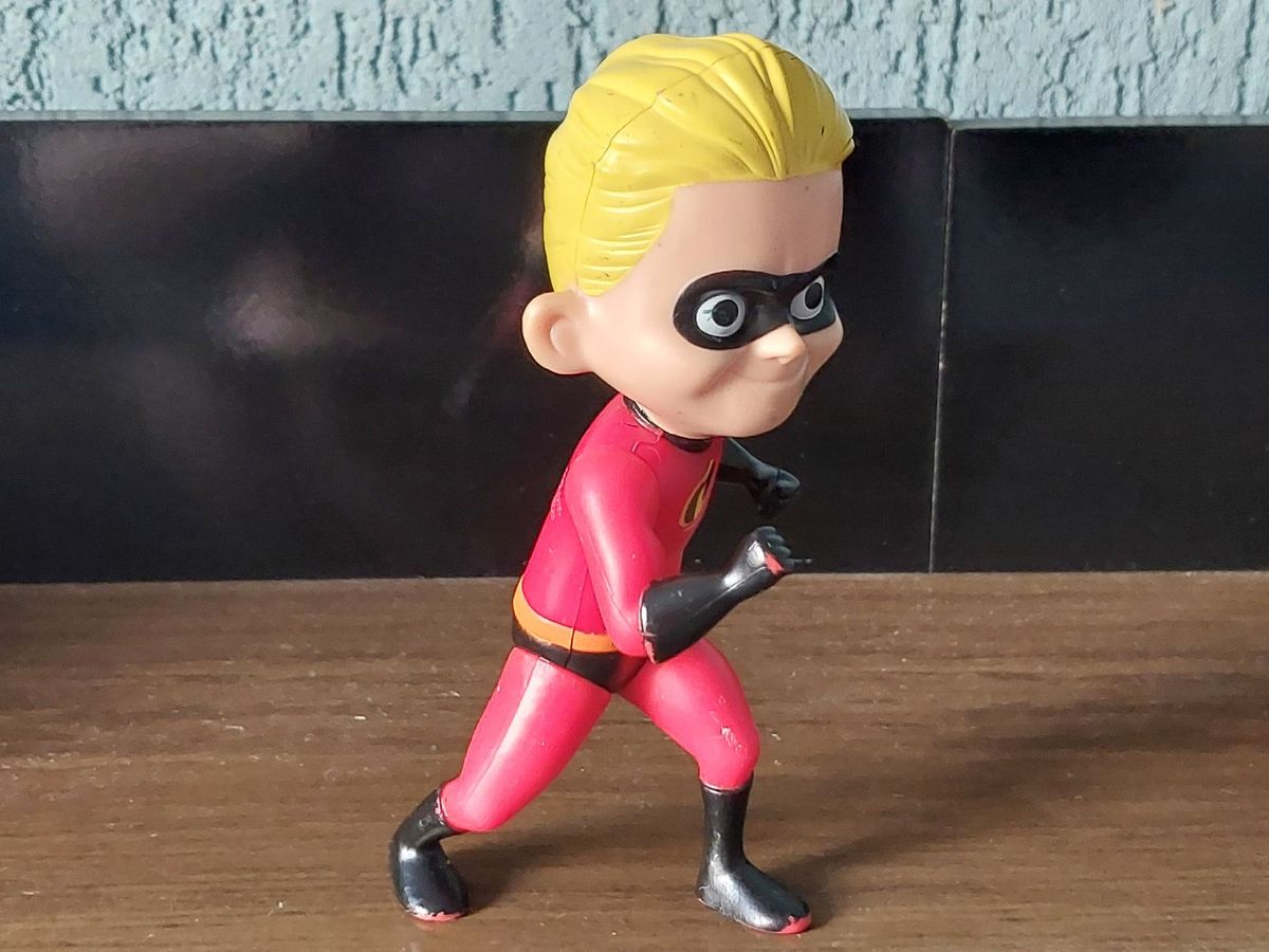 Boneco Flecha Os Incríveis | Brinquedo Disney Usado 130863495 | enjoei