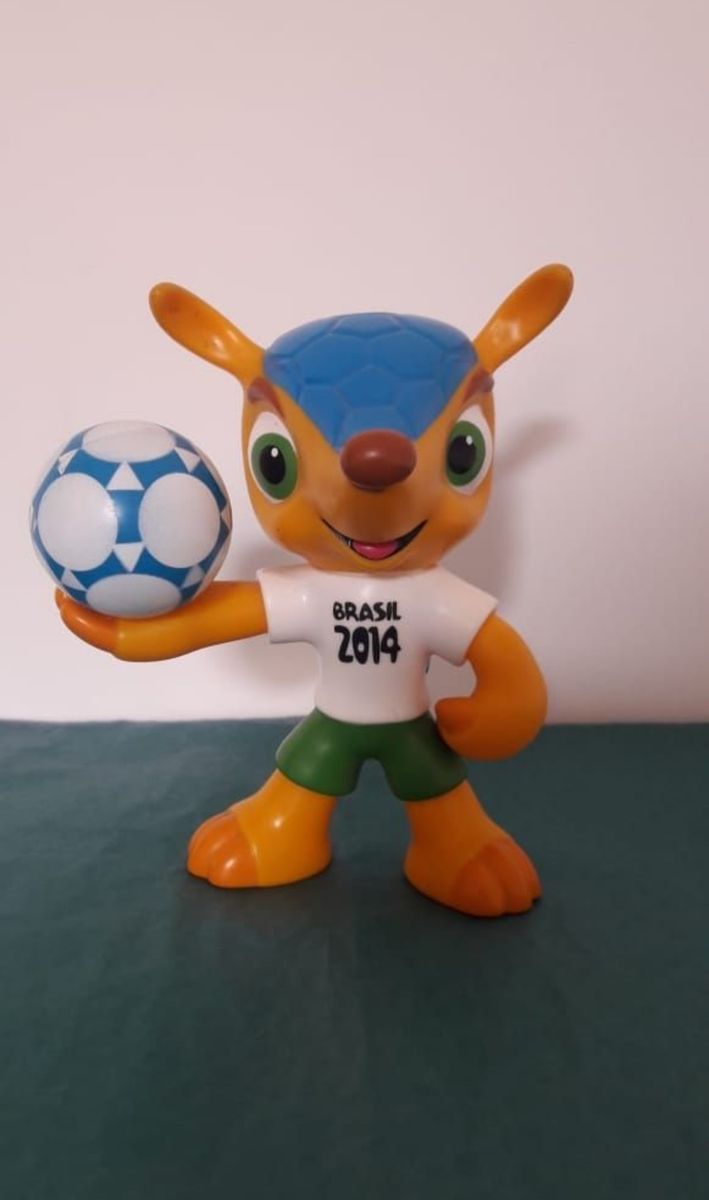 Boneco Fuleco Copa 2014 | Produto Vintage e Retro Usado 69081179 | enjoei