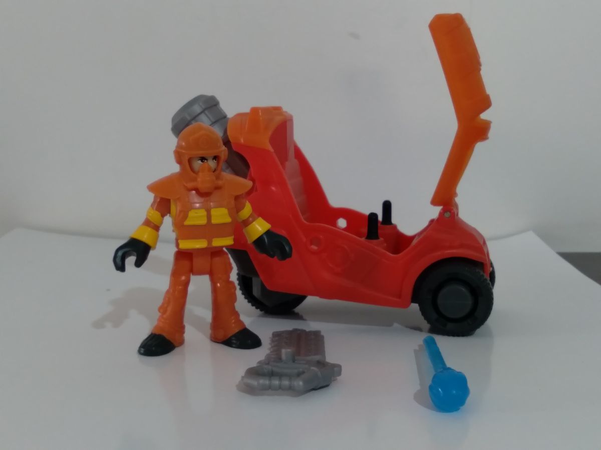 Boneco Imaginext City Mobile Firefighter | Brinquedo Mattel Usado ...