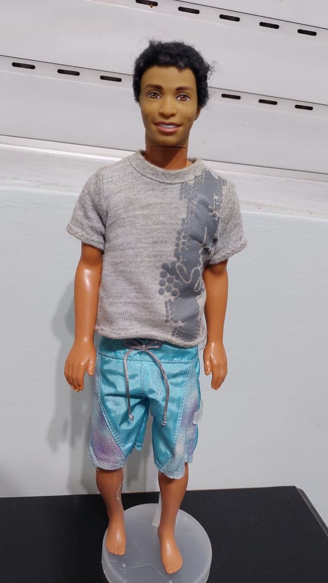 Boneco Ken Negro/steven Beach Fun da Barbie | Brinquedo Barbie Usado ...