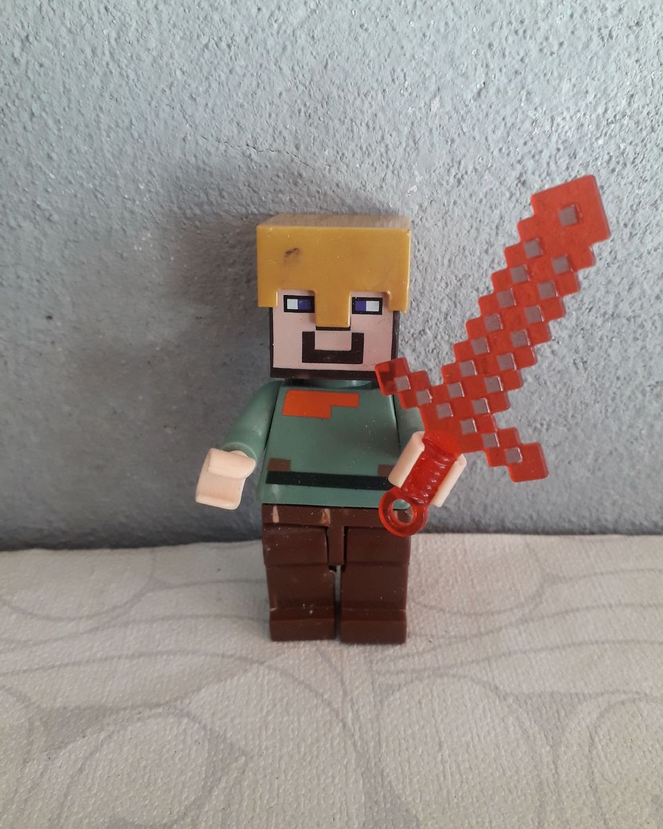 Boneco Lego Minecraft Action Figure 70186372 | enjoei