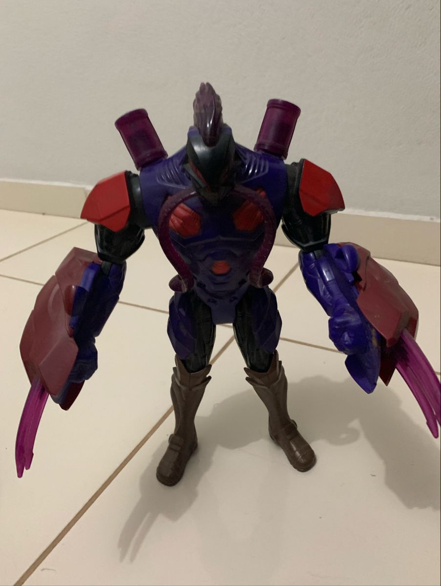 Boneco Max Steel Toxzon | Brinquedo Mattel Usado 78093832 | enjoei