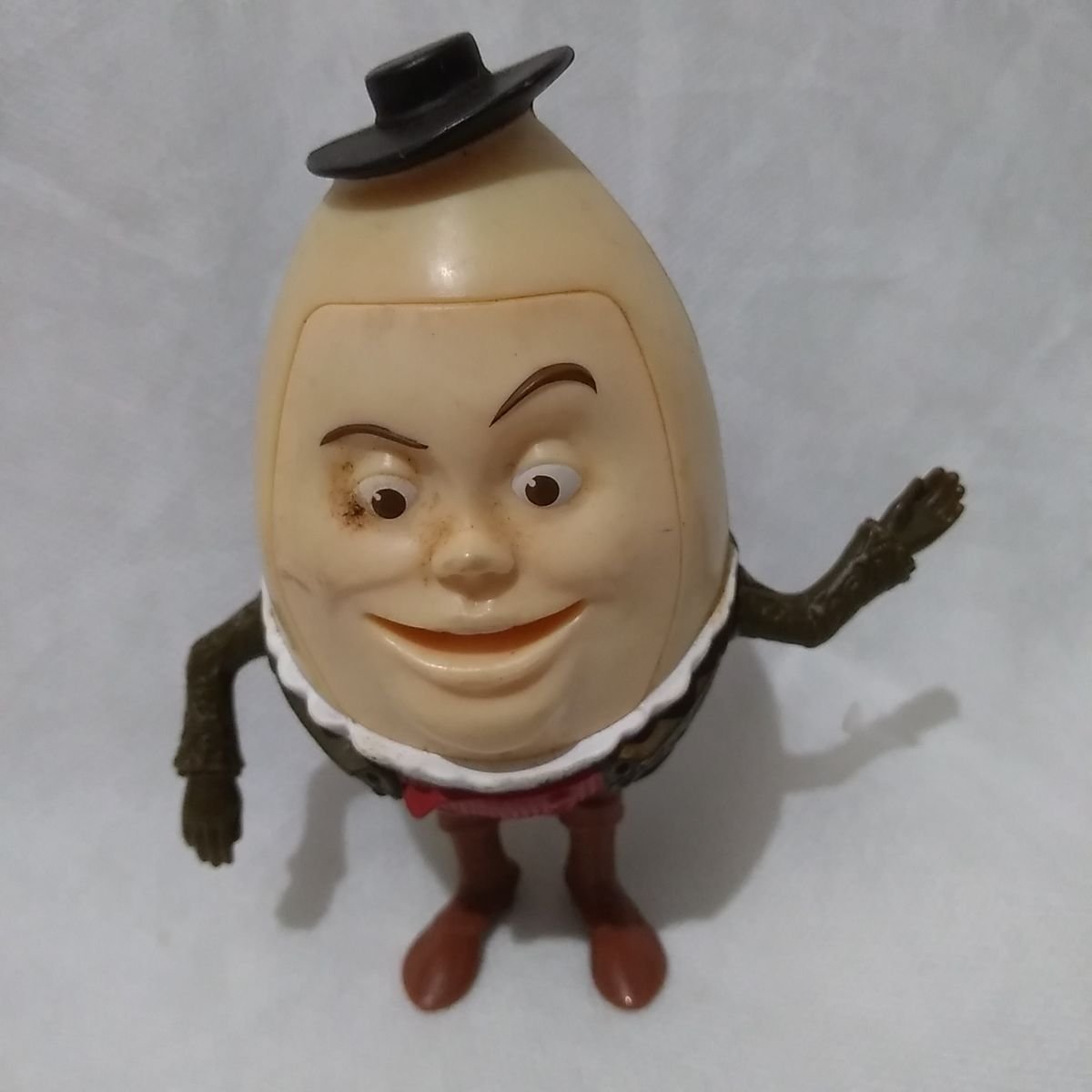 Boneco Ovo Humpty Dumpty Gato de Botas Mc Donald's 2011 11cm ...