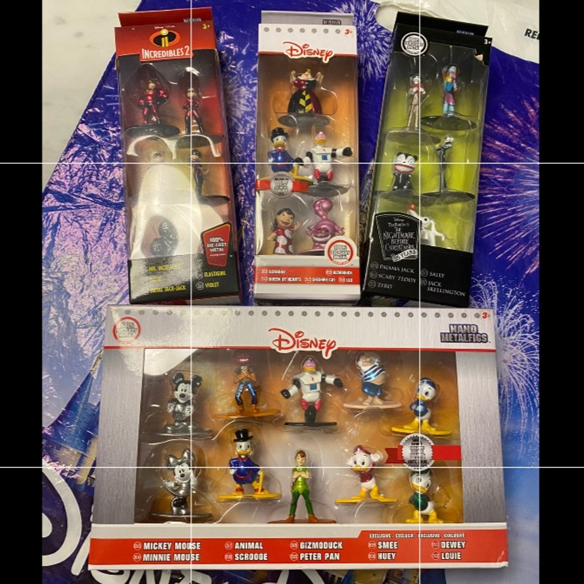 Bonecos Disney Colecionáveis Miniaturas Disney de Metal | Filme e Série ...