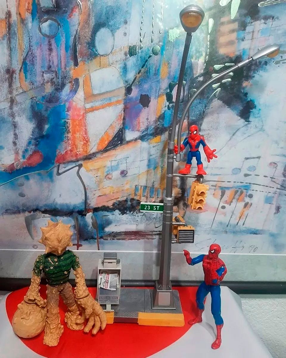 Bonecos Spider Man e Homem Areia com Cenário | Brinquedo Marvel Usado ...