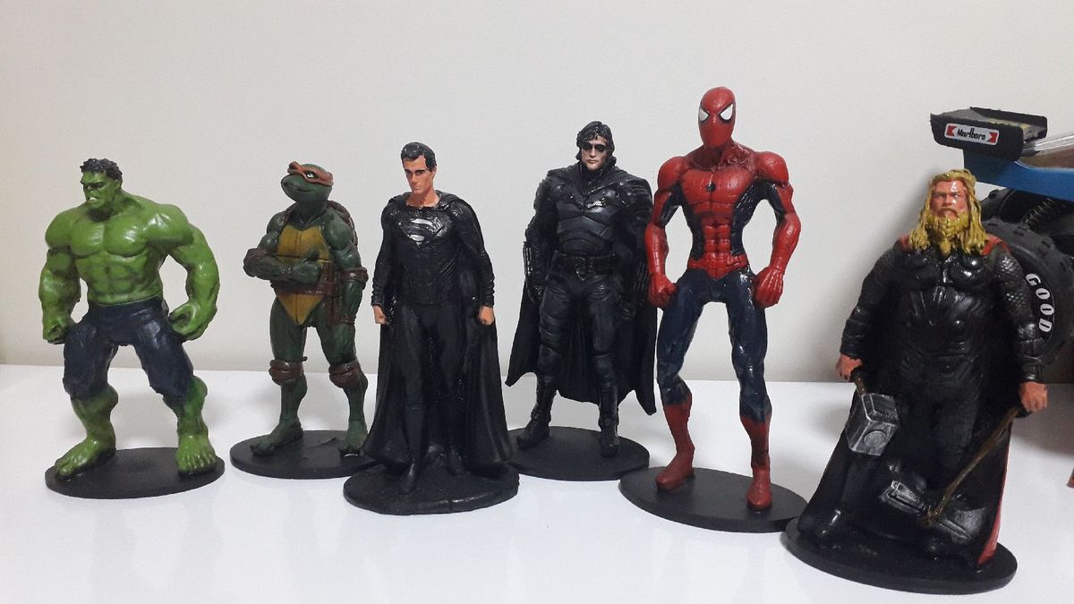 Bonecos Super Heróis 6 Bonecos de 20cm e Resina 74715893 | enjoei