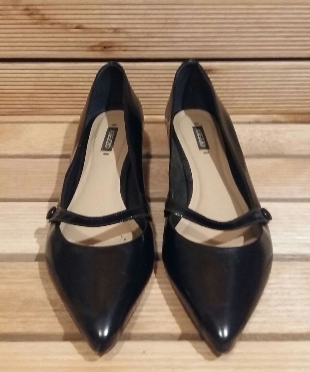 Bonequinha | Sapato Feminino Arezzo Usado 20787607 | enjoei