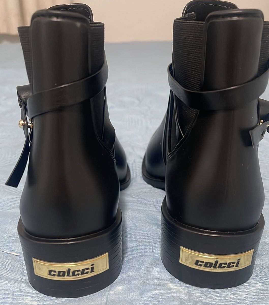 Bota Cano Curto | Bota Feminina Colcci Usado 84455404 | enjoei