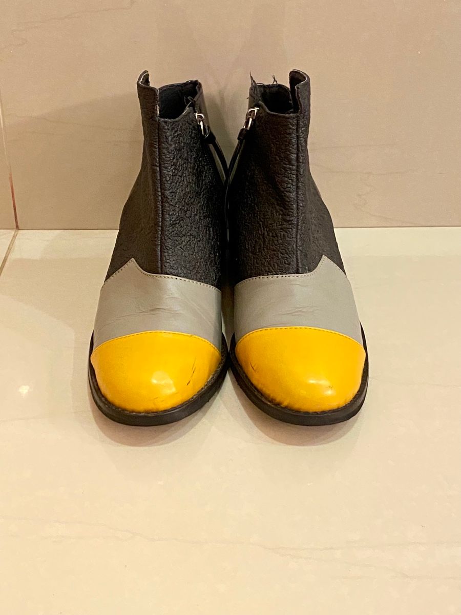 Bota de Couro Mix de Cores e Texturas Nuu Shoes | Bota Feminina Nuu ...