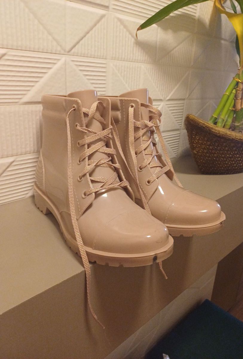 Bota Lua e Lua, Cor Rose | Bota Feminina Lua E Lua Usado 110197474 | enjoei