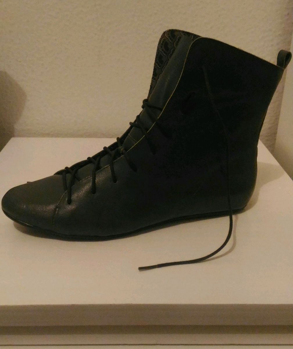 Bota Peter Pan | Bota Feminina Lolita Pimenta Nunca Usado 21228870 | enjoei