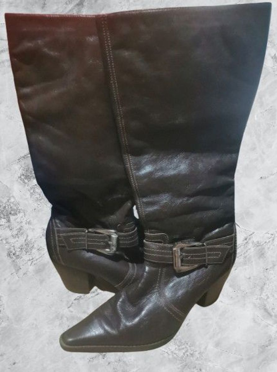 Bota Zeket Cano Alto Couro Tam 37 | Bota Feminina Zeket Usado 117351987 ...