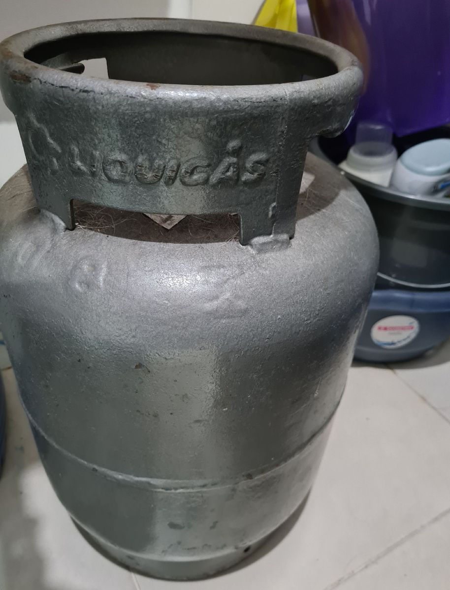 Botijão de Gás 8 Kg - Vazio | Móvel de Cozinha Liquigas Usado 70966024 ...