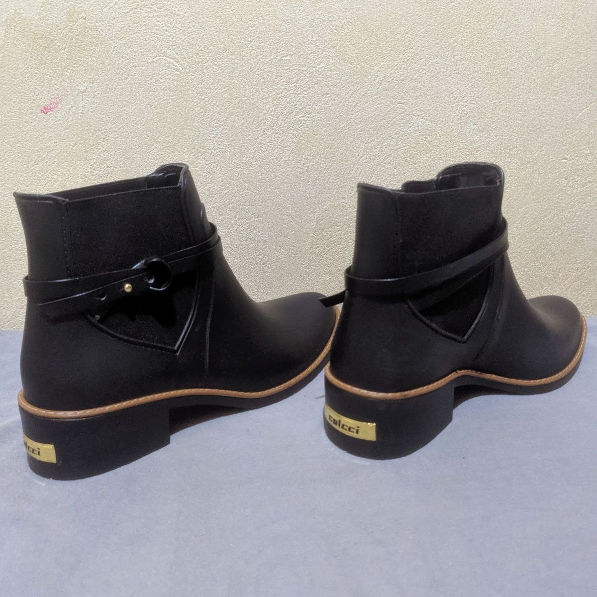 Botinha Conforto da Colcci | Bota Feminina Colcci Usado 40148583 | enjoei