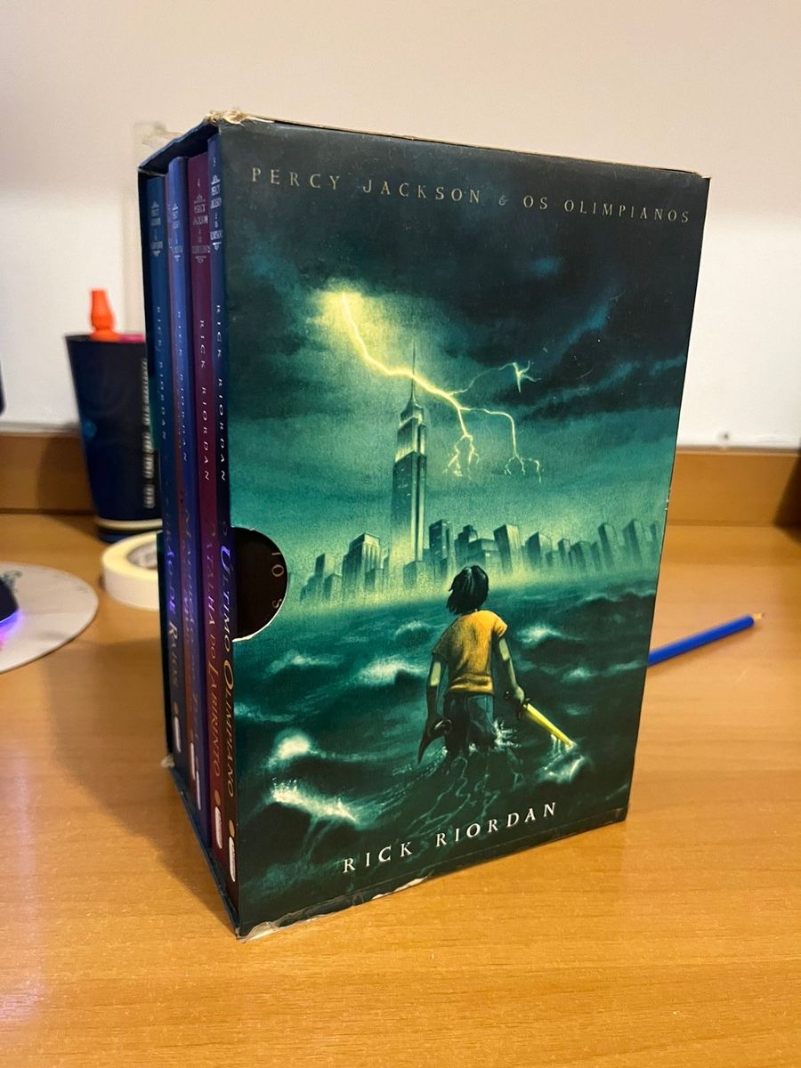 Box Percy Jackson e Os Olimpianos Versão Antiga | Editora Intrínseca ...