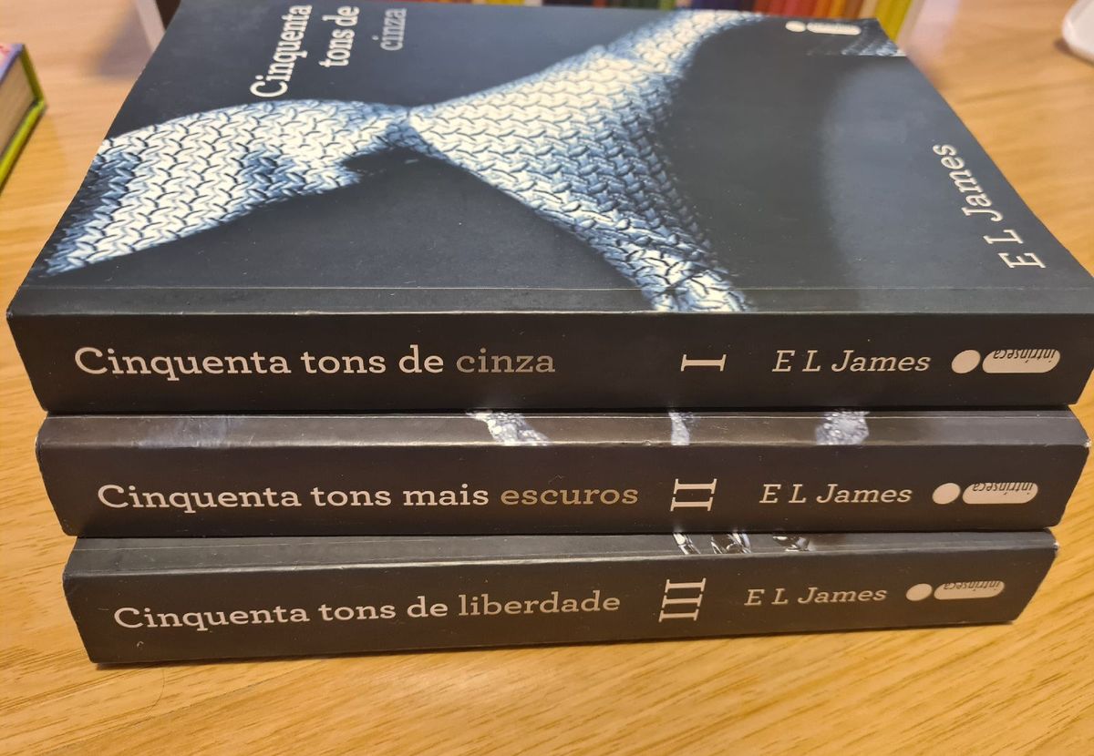 Box Trilogia Livros Cinquenta Tons de Cinza | Produto Feminino Usado ...