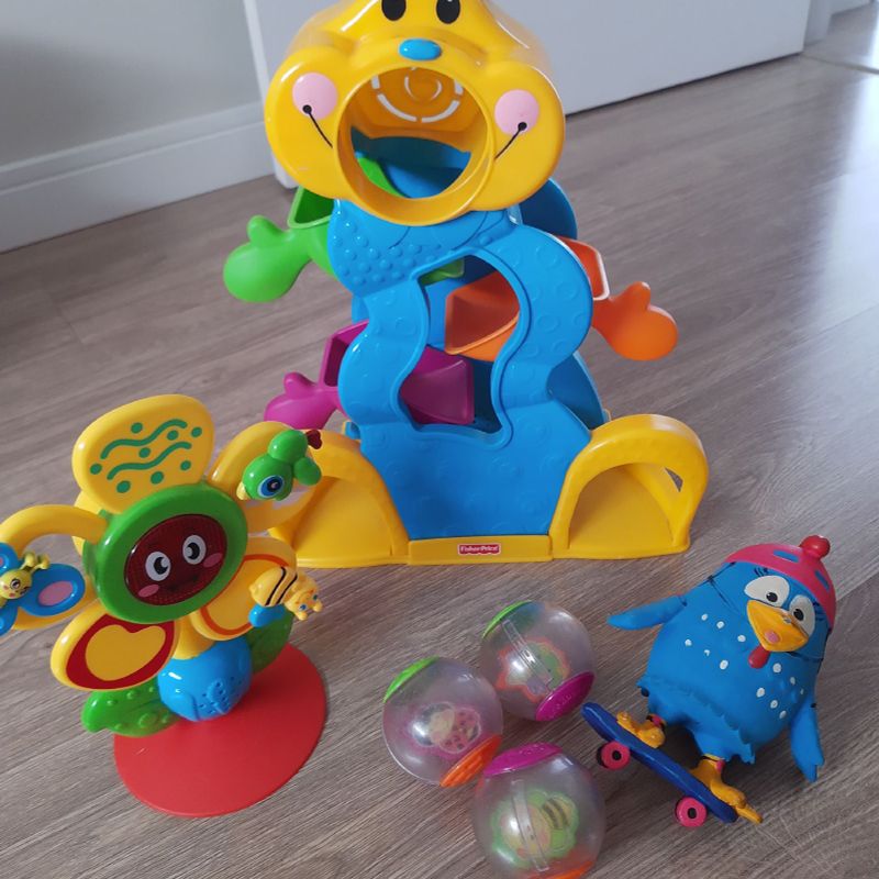 Fisher Price Ball Drop Roll A Rounds Tumble Bug