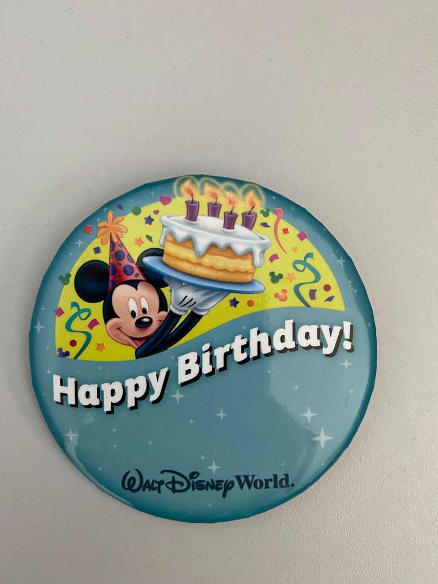 Broche Button Disney Parks Parque Happy Birthday Feliz Aniversário Novo ...