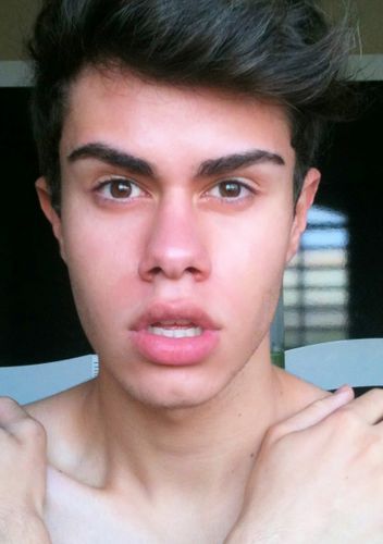 Bruno | Compre e Venda Novos & Usados | Enjoei